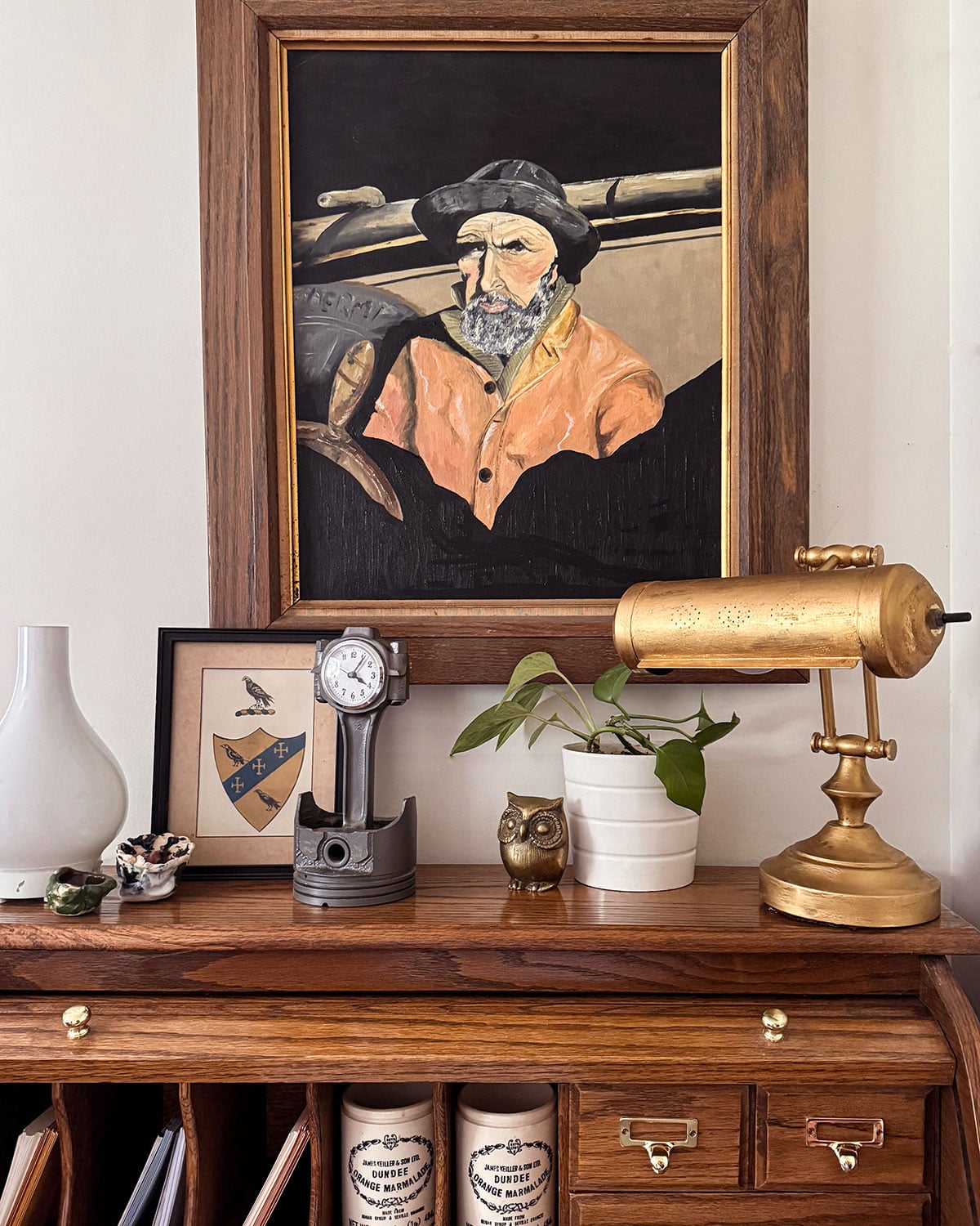 Thrift Store Lamp Makeover DIY Using Rub N Buff